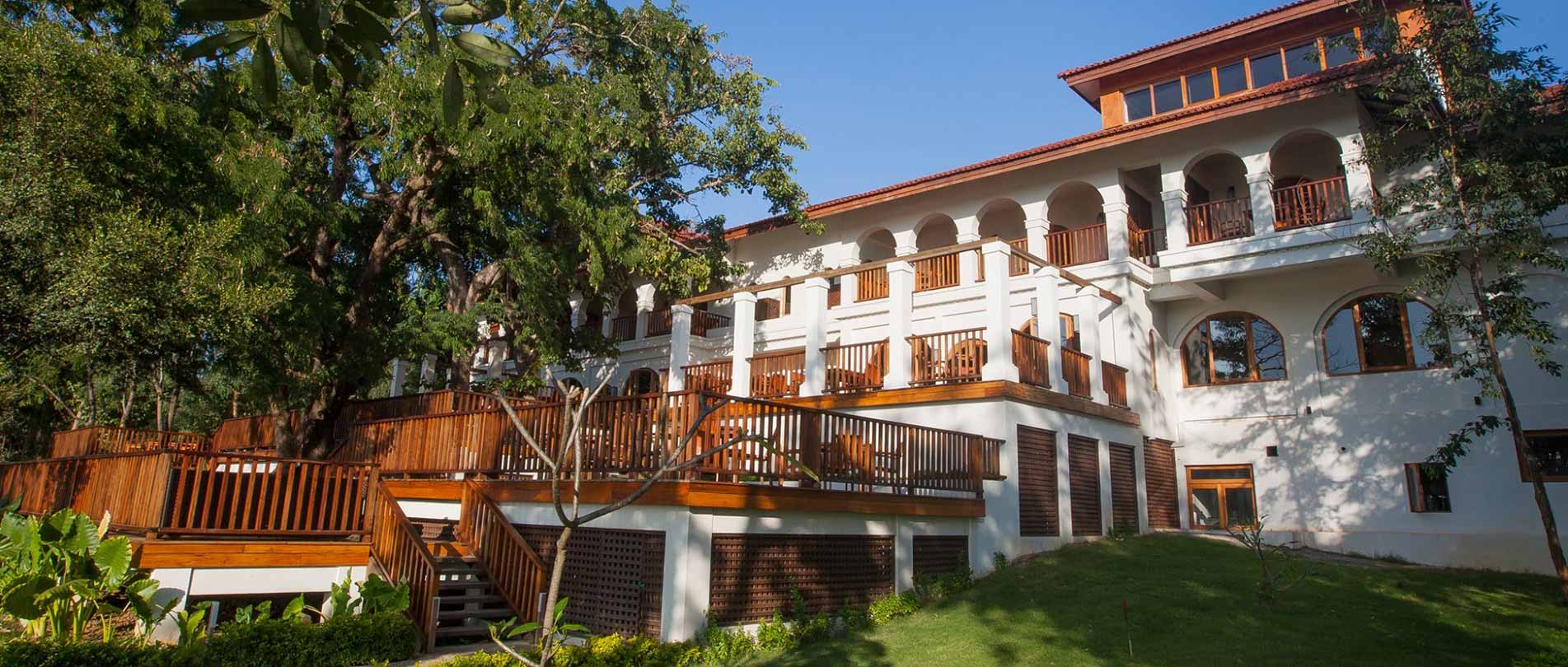 SANCTUM INLE RESORT - Berachah Travel & Tours